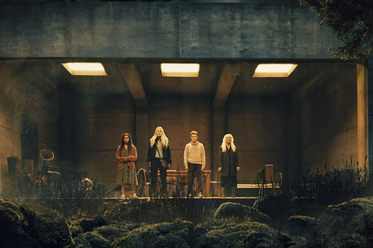 Warner Bros. revela trailer de Os Observadores, o novo suspense de M ...